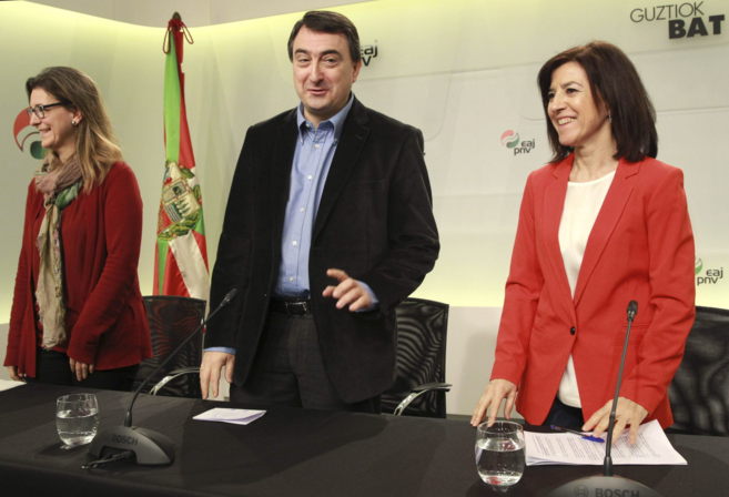 El PNV vende como un 'paso adelante' su acuerdo sobre el AVE con el PP ...
