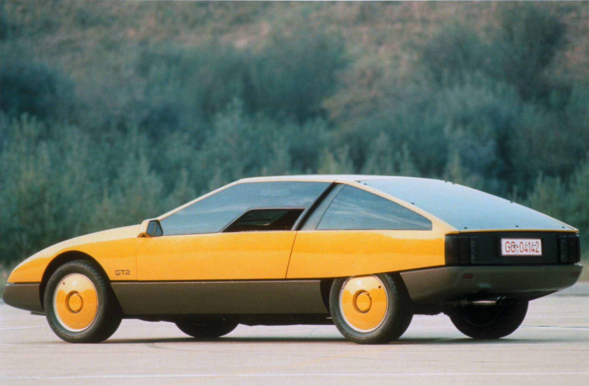 Dentro del centro de diseño de Opel - Opel GT2 Concept (1975) | Motor ...