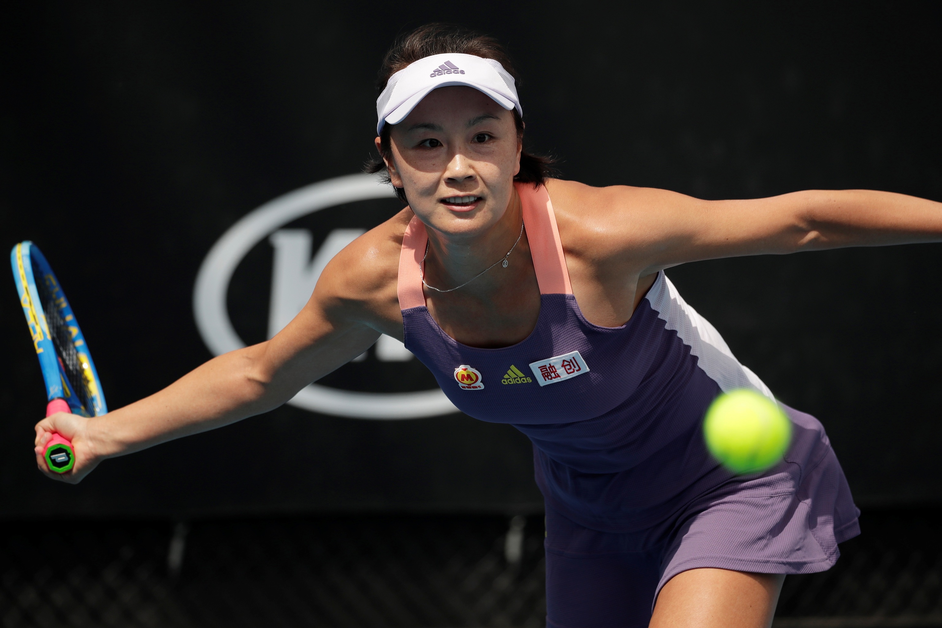 Nuevas imágenes de Peng Shuai siembra la confusión mientras crece la ...