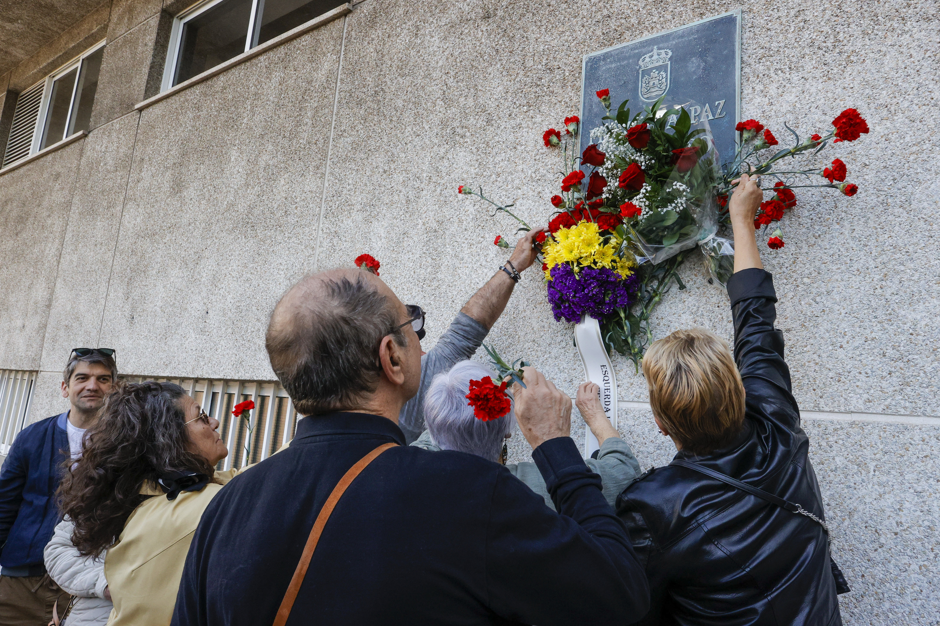 Ferrol recuerda al periodista José Couso en el 20 aniversario de su ...