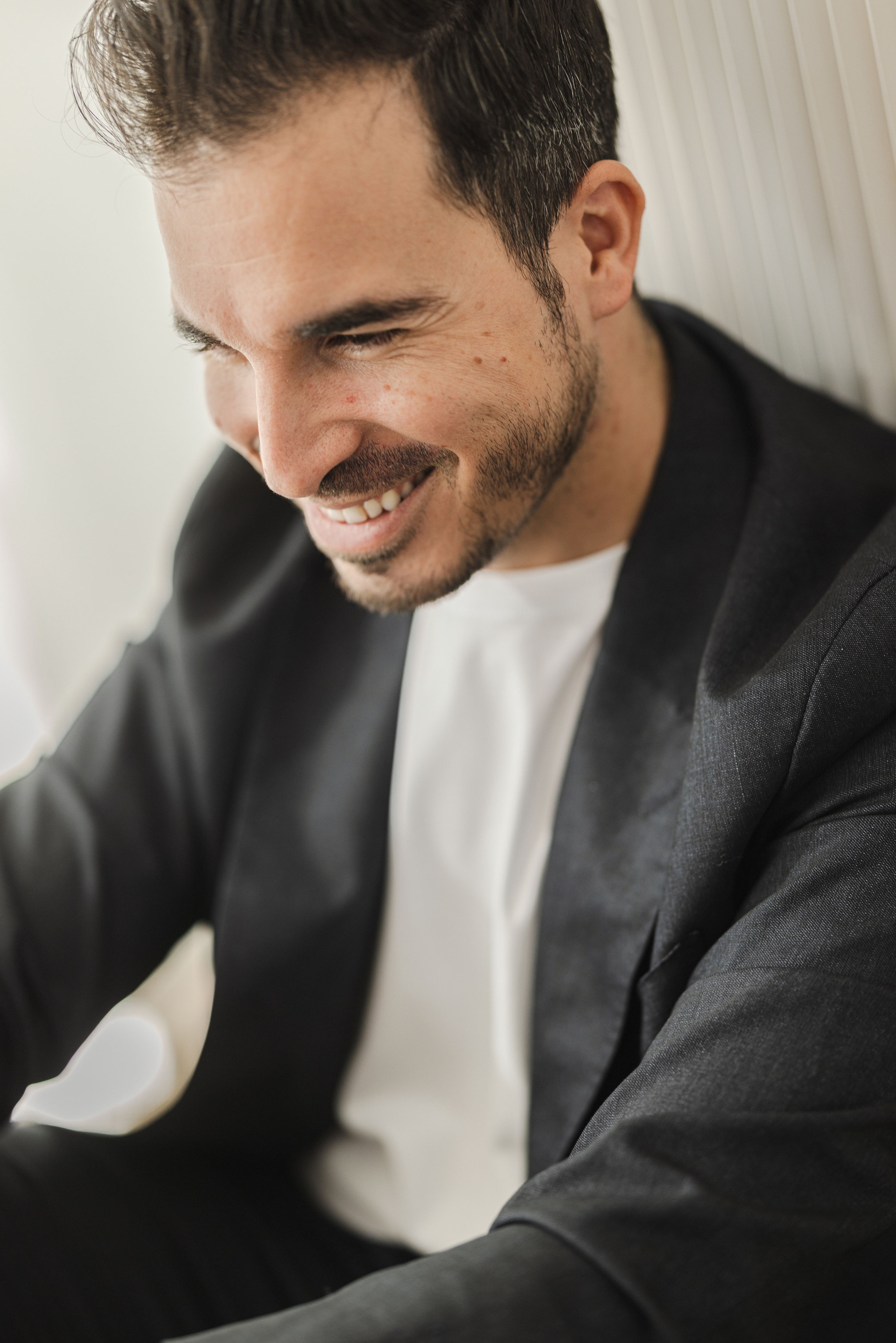 Javier Castillo: "Con el dinero de mis best sellers me he construido ...
