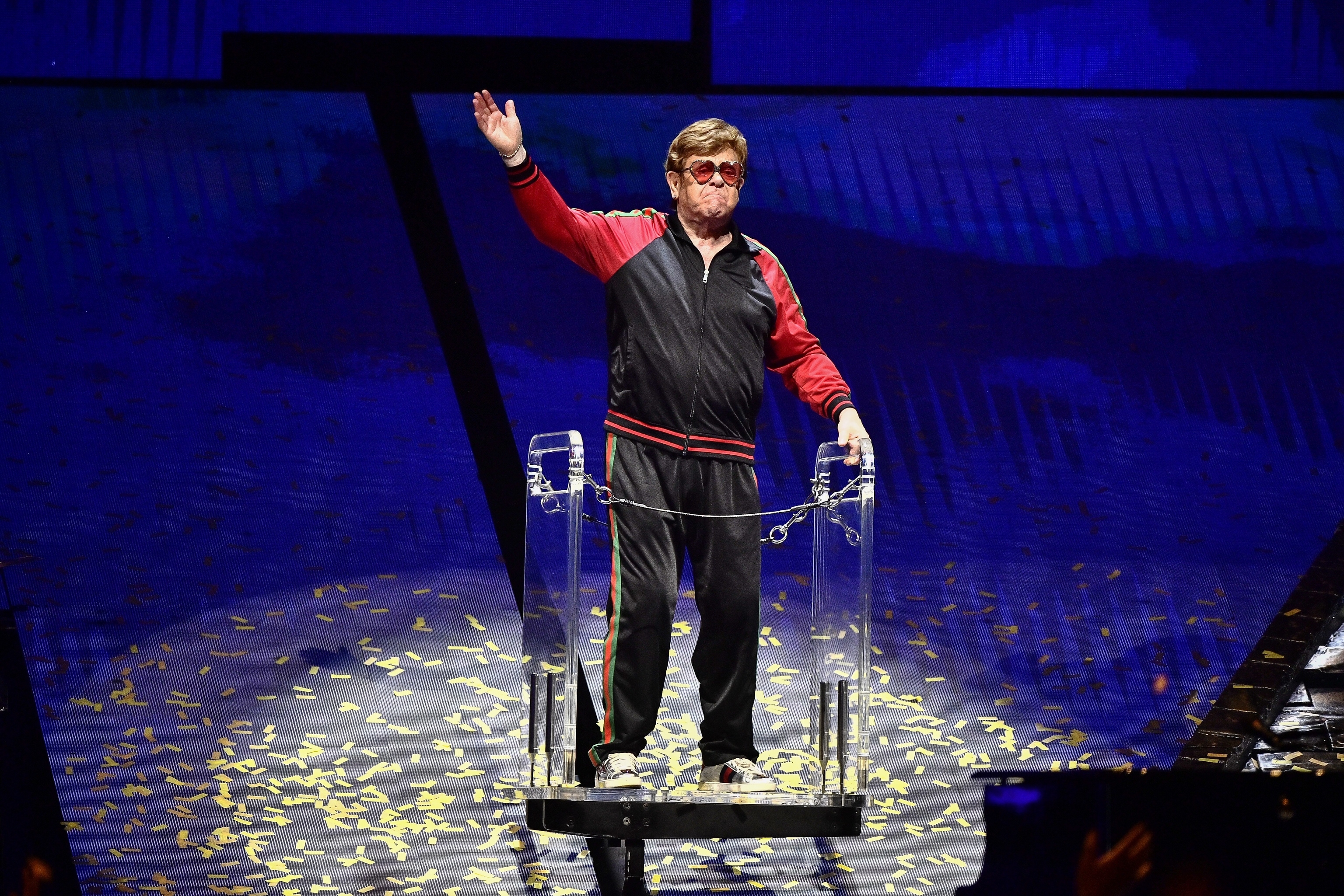Fans de todo el mundo despiden a Elton John en su último concierto | Música