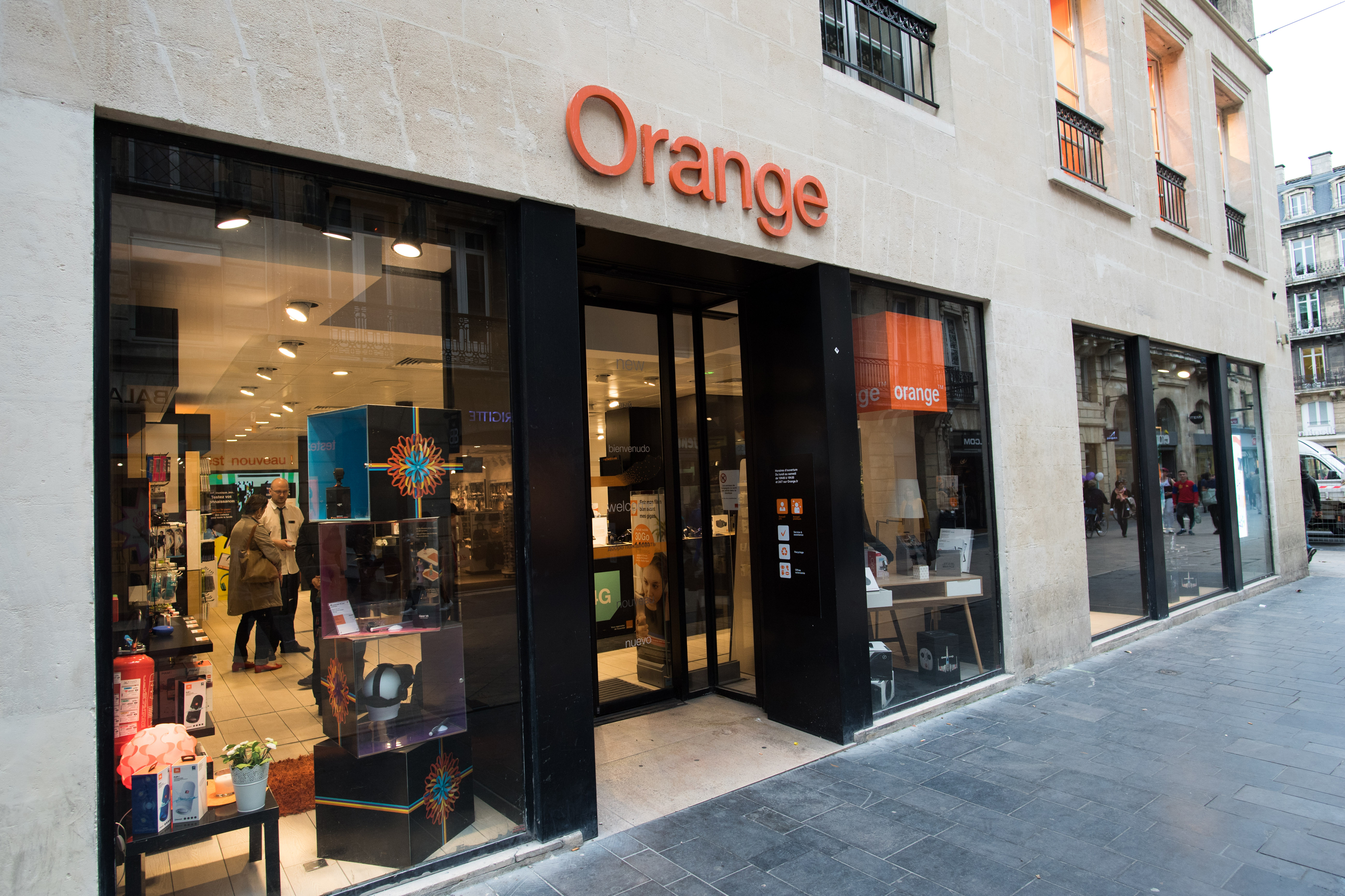 Orange estanca su crecimiento en España a las puertas de la ...
