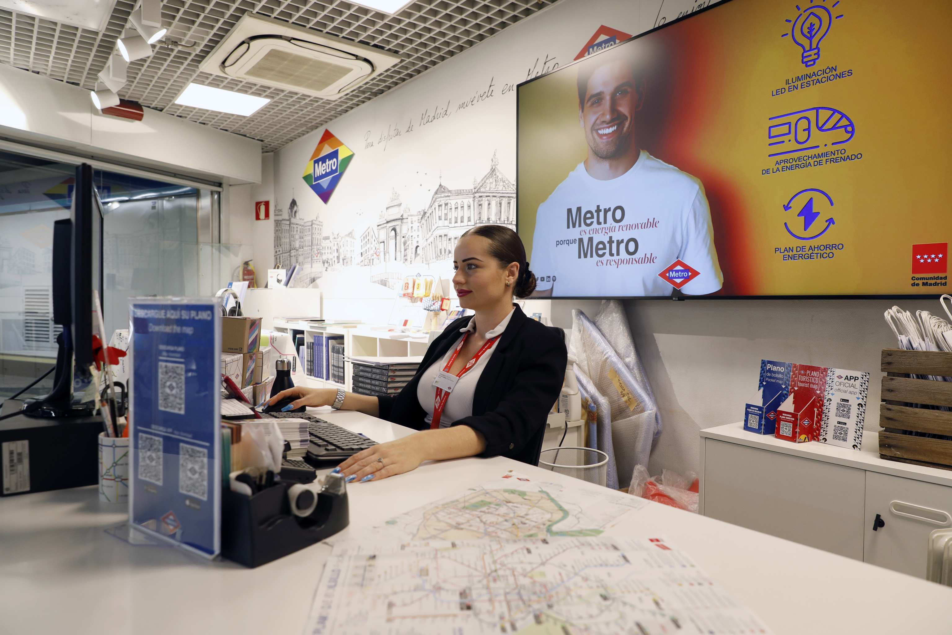 El plan del Metro para ponerse de moda: dos nuevas tiendas, el ejemplo ...
