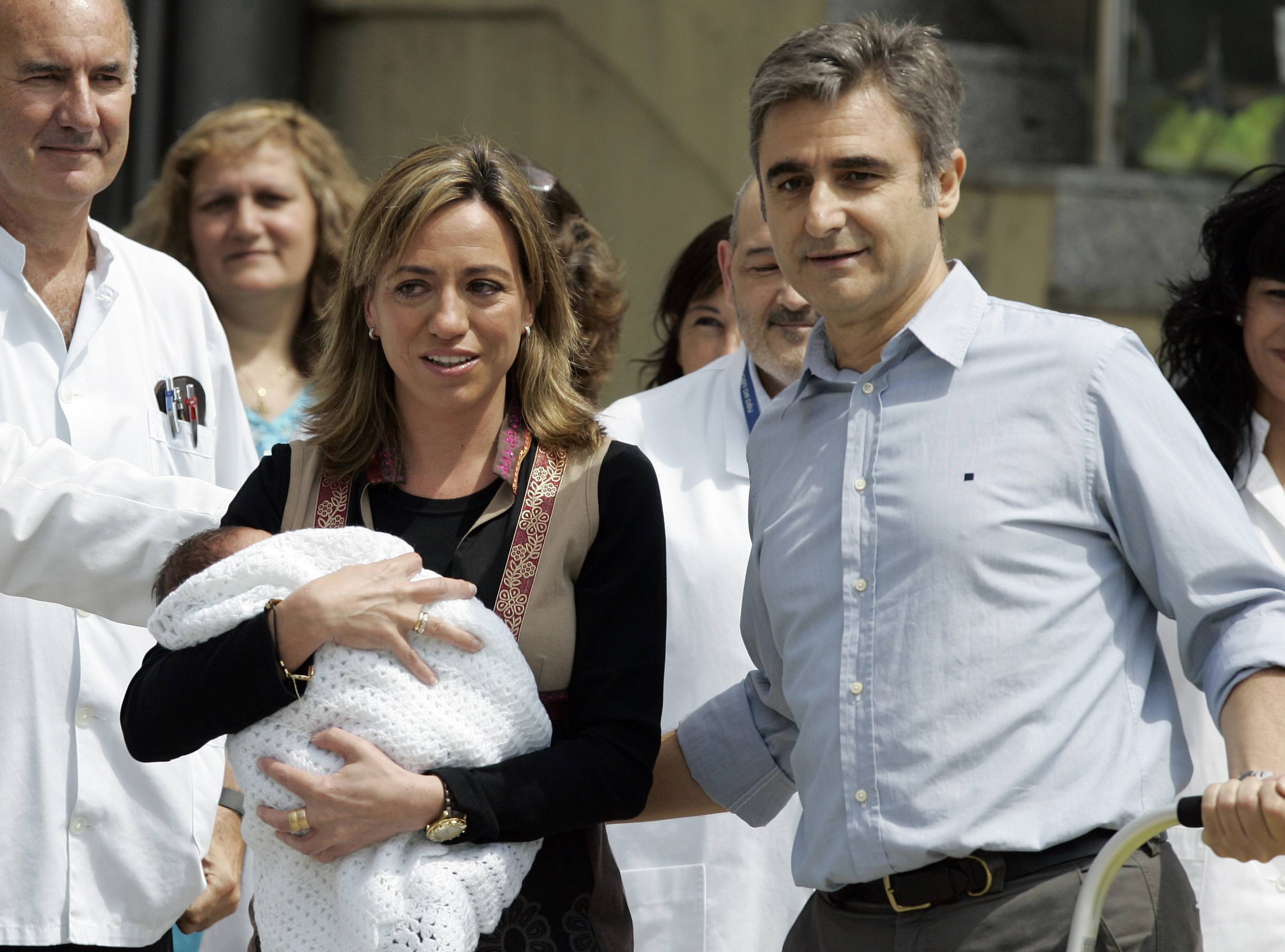 La mediática historia de amor de Miguel Barroso y Carme Chacón | Famosos