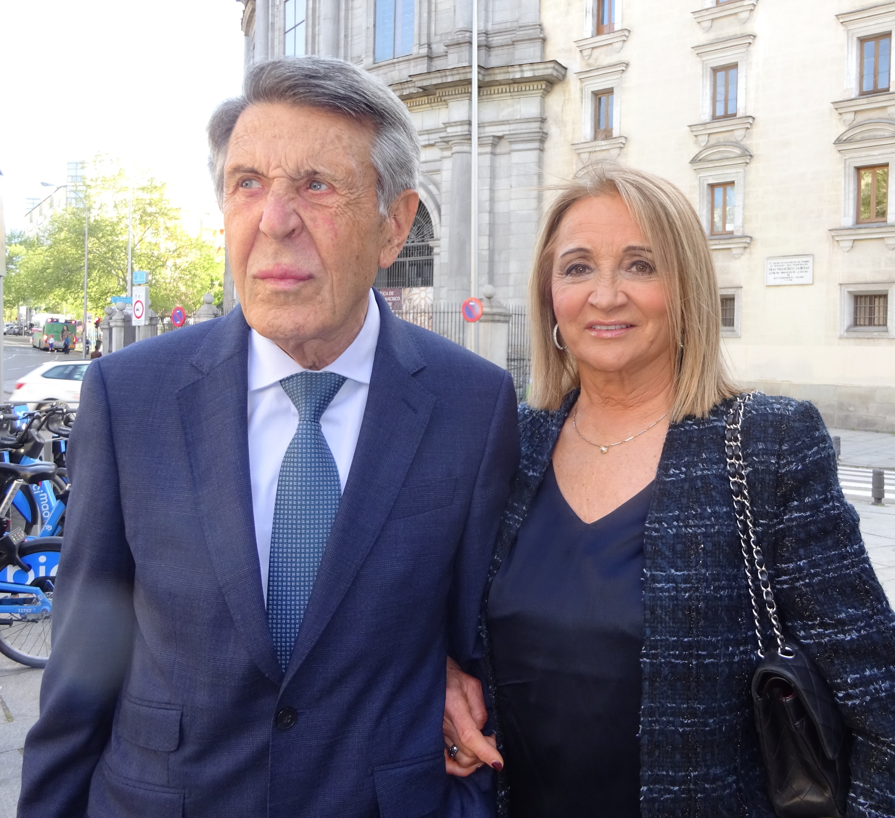 Manuel Colonques y el funeral por Ira de Fürstenberg al que fue Álvaro ...
