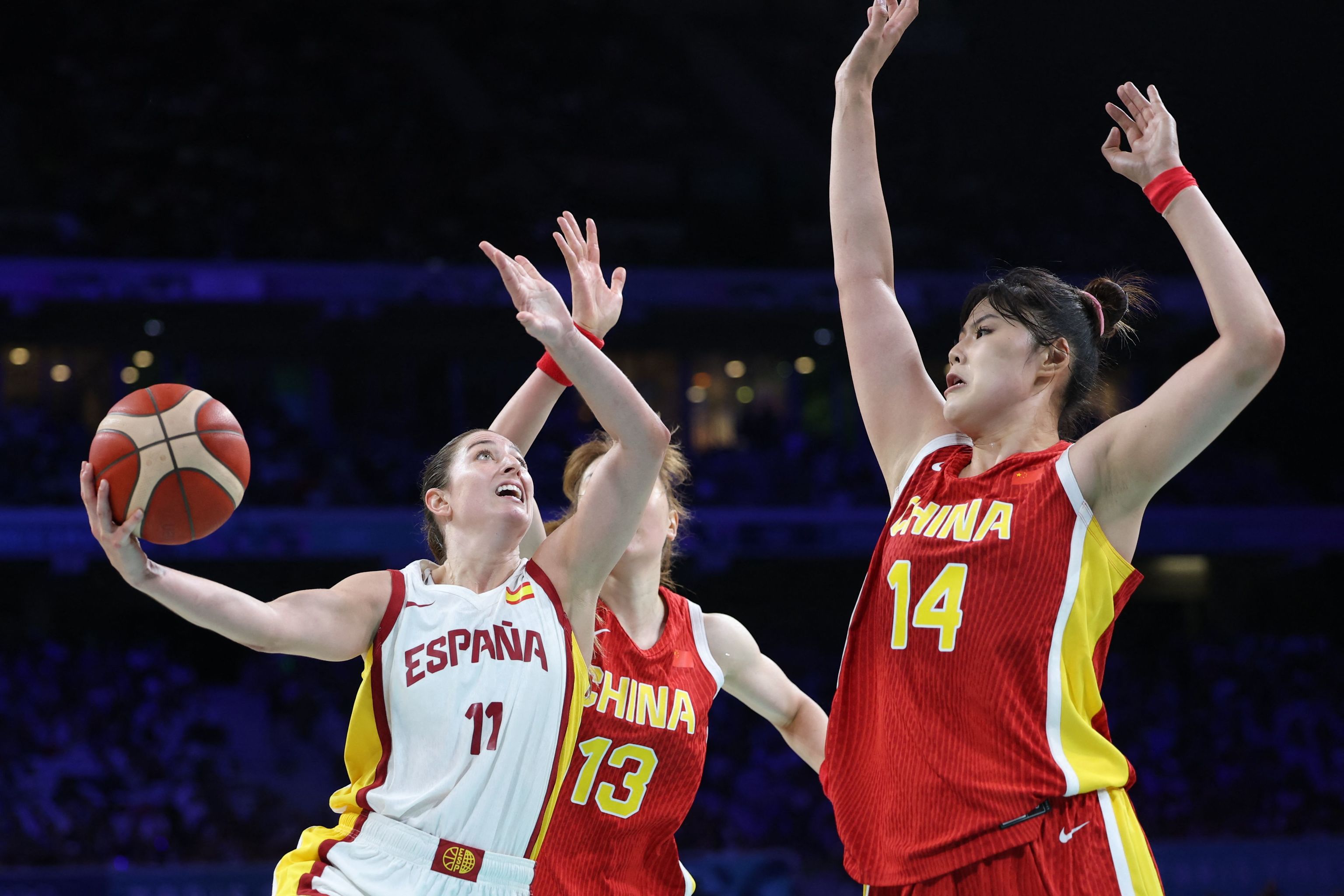 Baloncesto: Una heroicidad de Leo Rodríguez para la asombrosa remontada ...