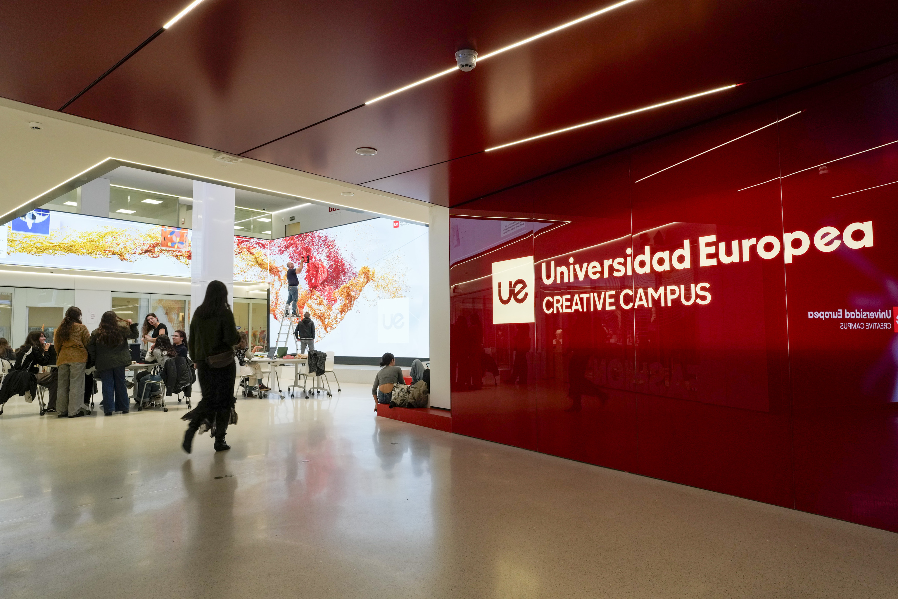 Un campus 'premium' para la creatividad en el centro de Madrid: arte ...