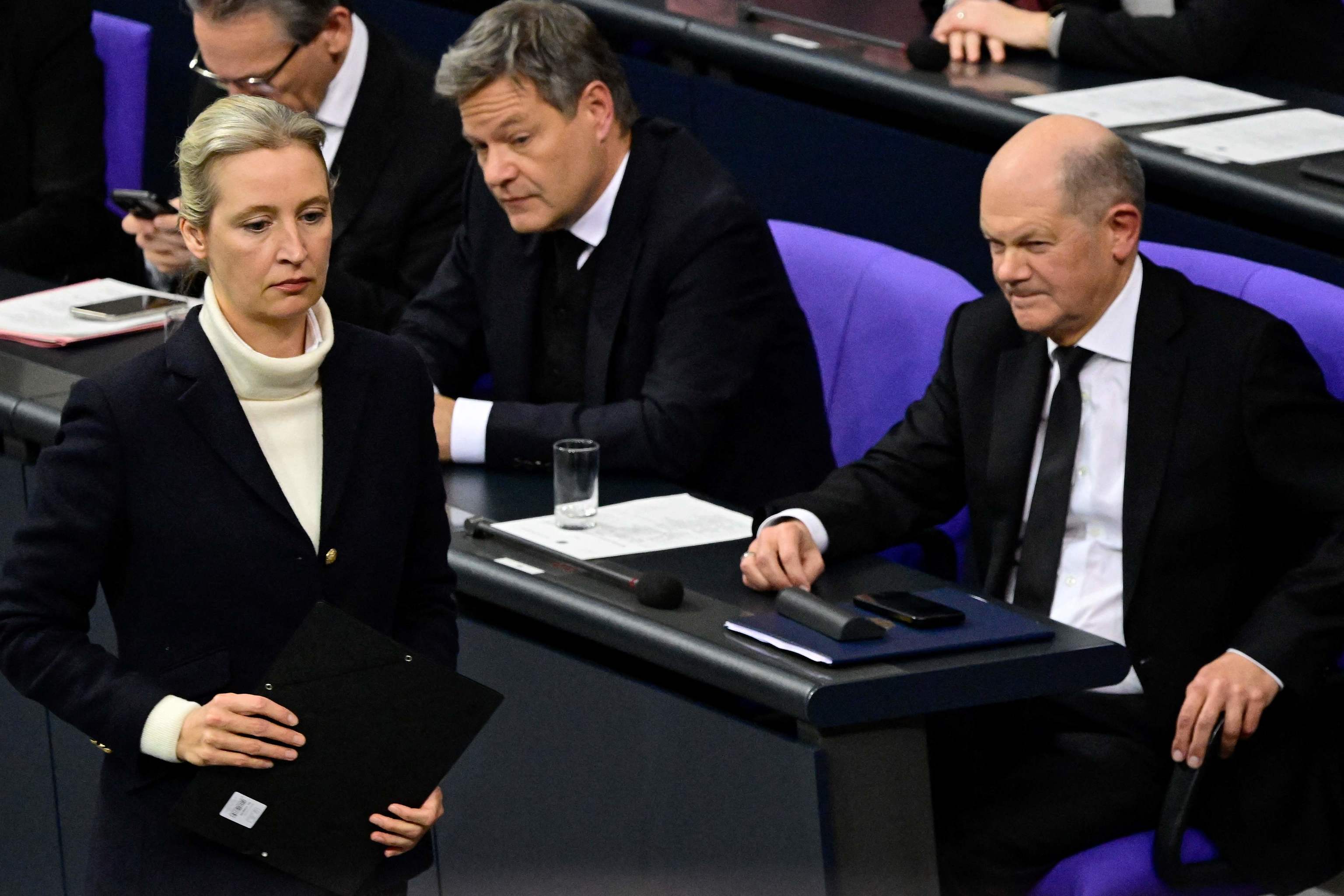 Scholz defiende el derecho de asilo y dice que el acercamiento de la ...