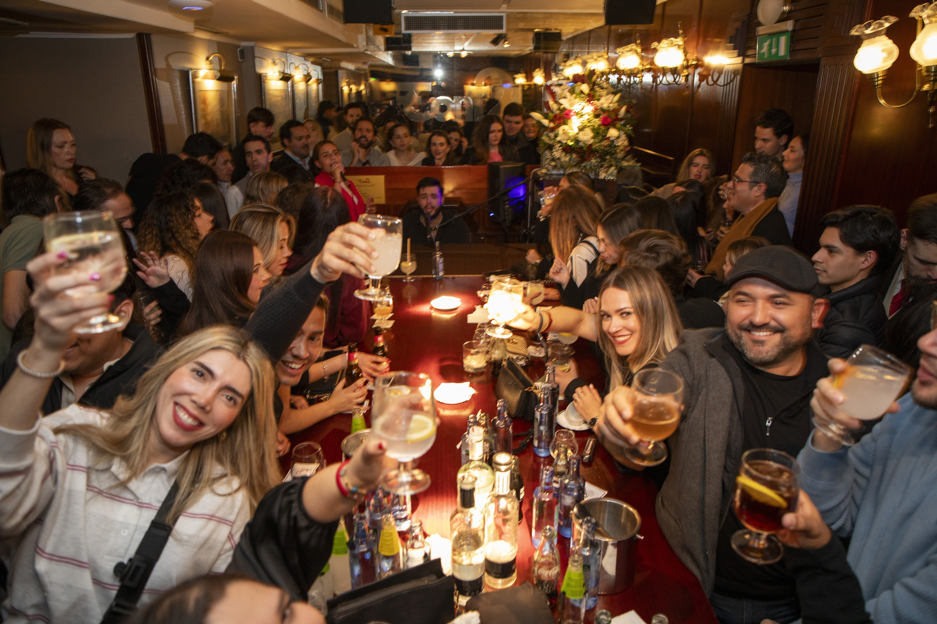 El 'boom' de los piano bar al que ha sucumbido el mismísimo Luis Miguel ...