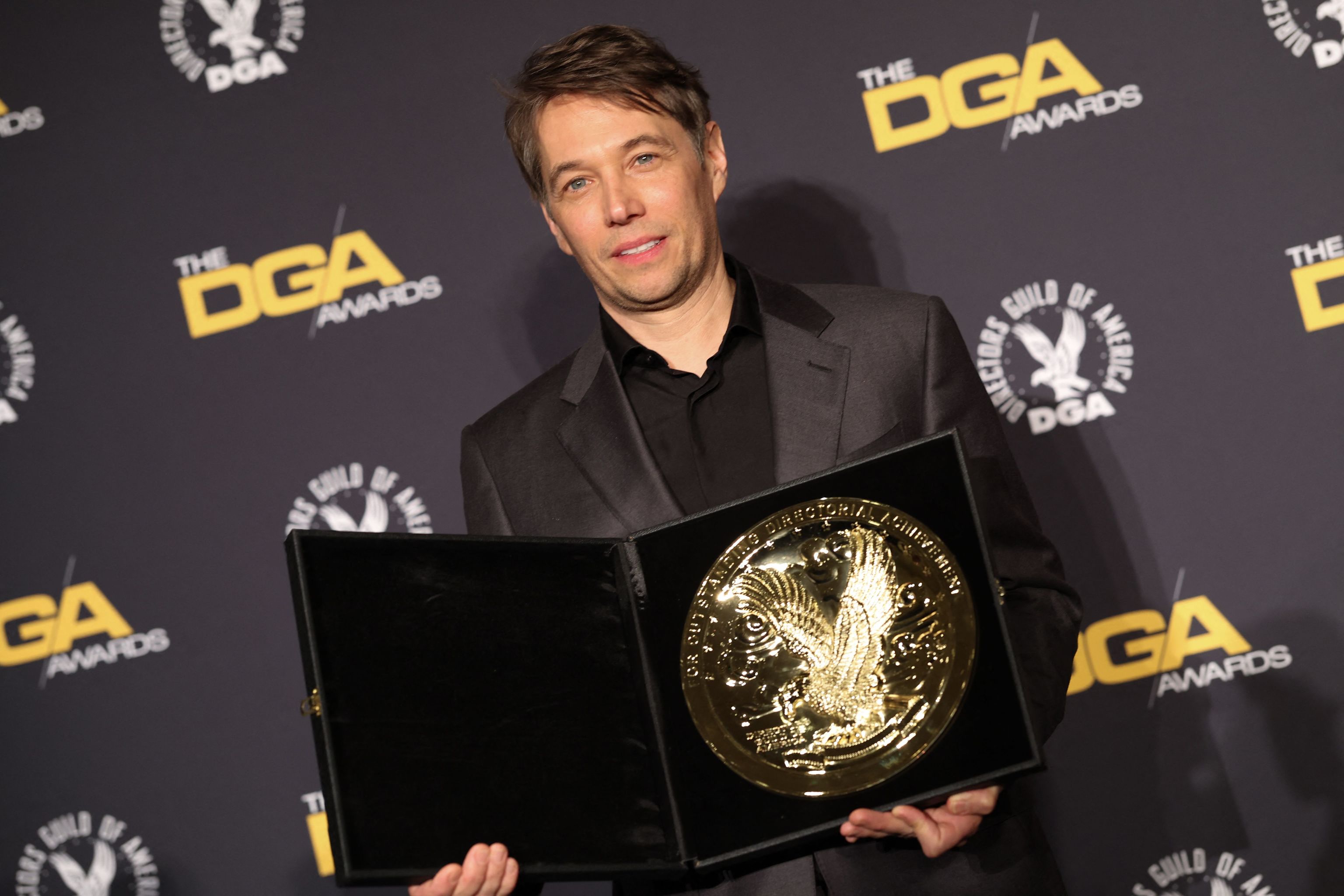 Anora y su director, Sean Baker, triunfan también en los premios de los ...
