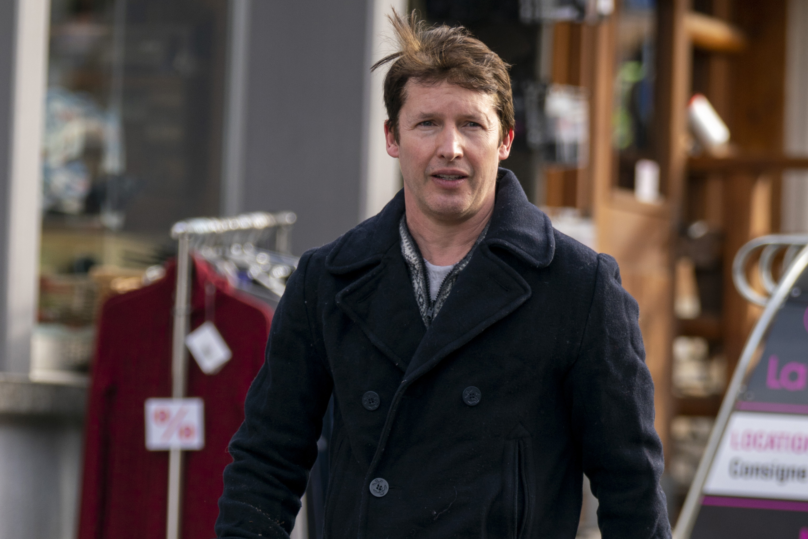 Qué fue de...: Así vive hoy James Blunt, el cantante que se compró una ...