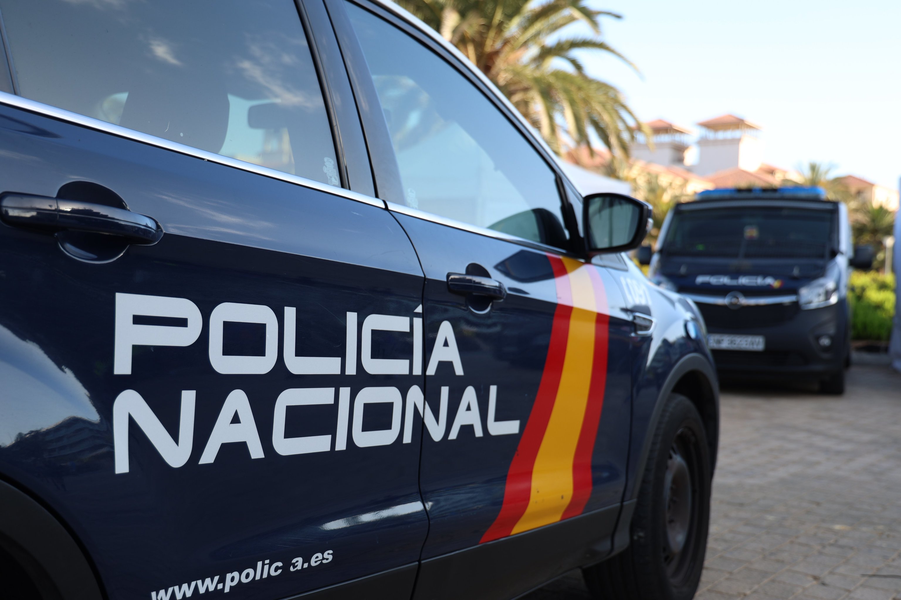 Detenido por abandonar a su hijo de 13 años en un coche robado mientras ...