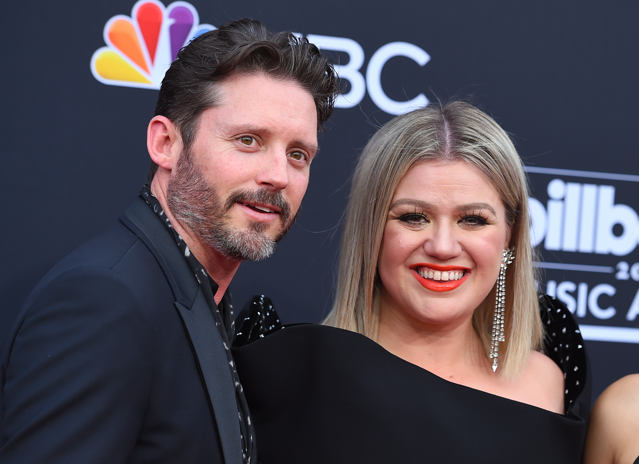 Muere a los 48 años el ex marido de Kelly Clarkson y padre de sus dos ...