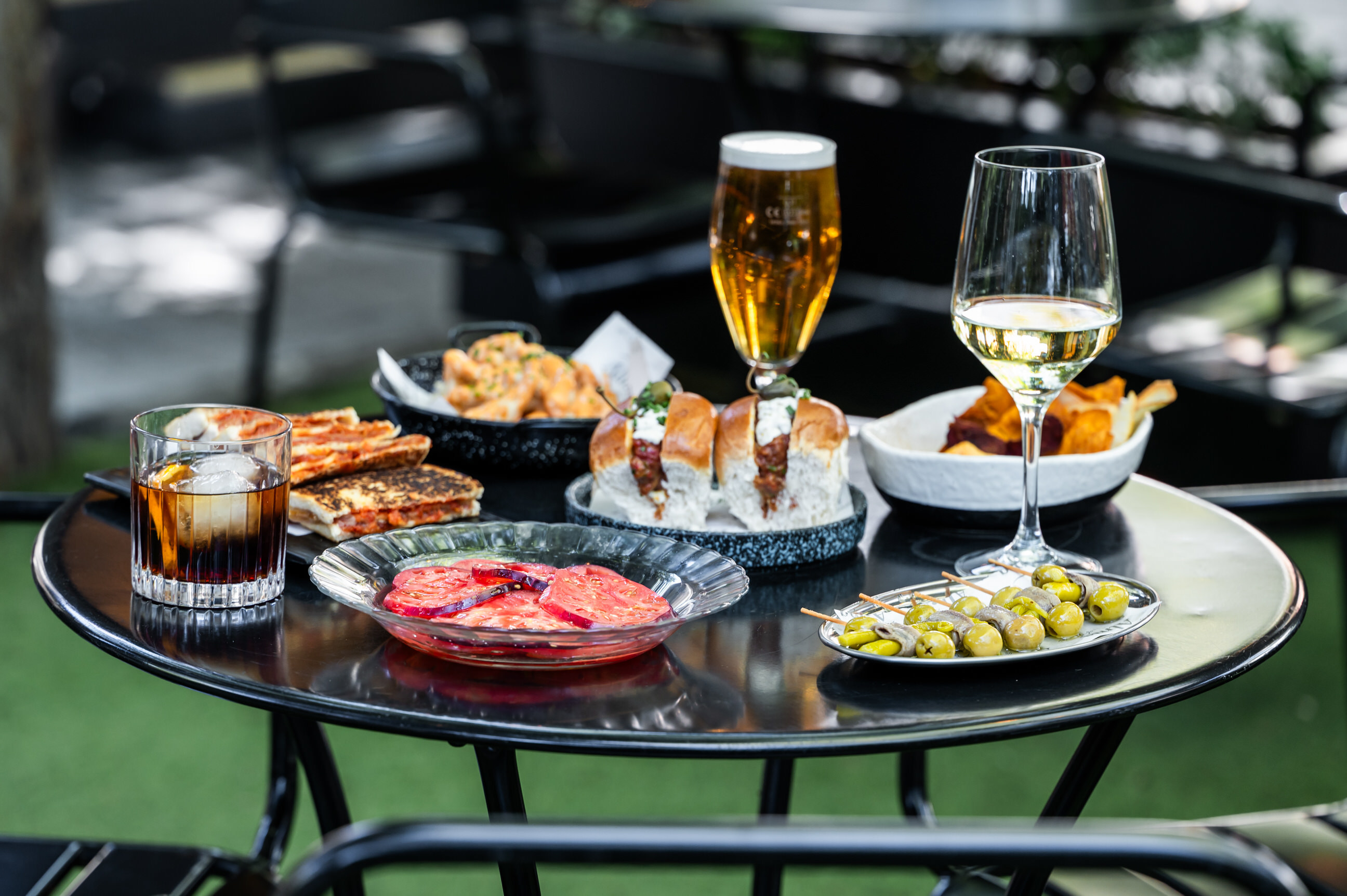 11 sitios para comer de lujo al aire libre y exprimir lo que queda de ...