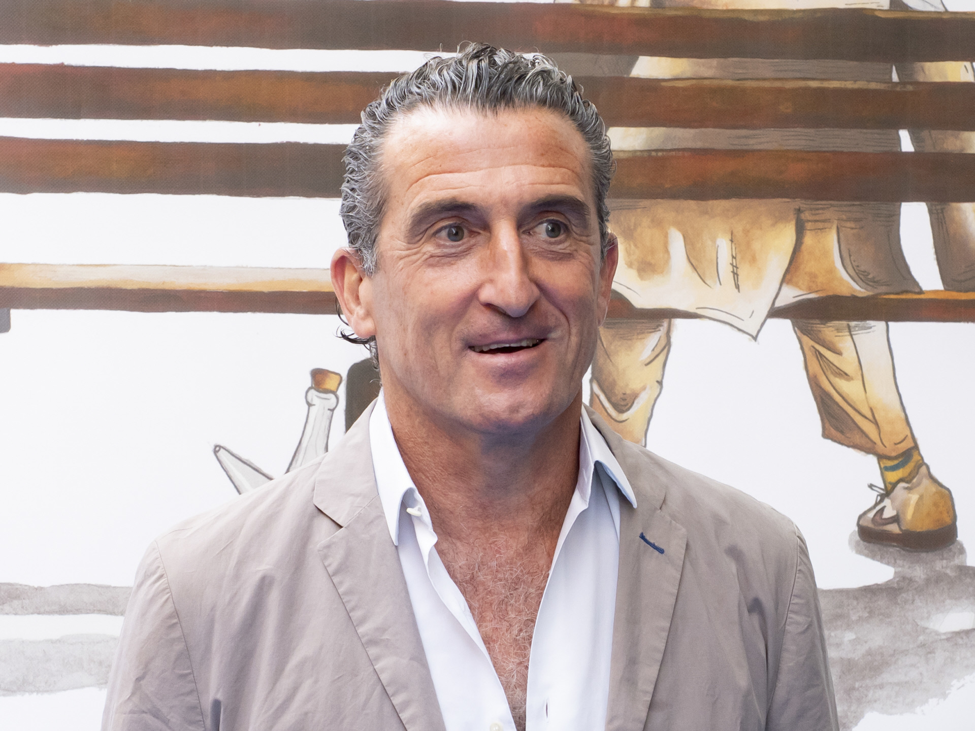 Luis Zahera: el amigo de Feijóo, aunque no le vota, que colgó abrigos ...