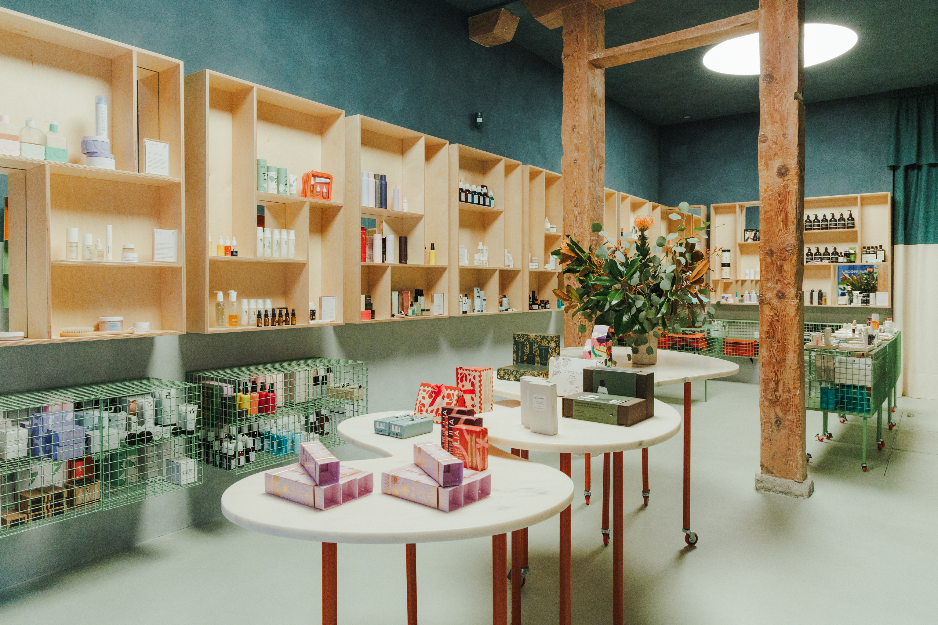 Las detectives de la cosmética dispuestas a revolucionar Salesas: "Un ...