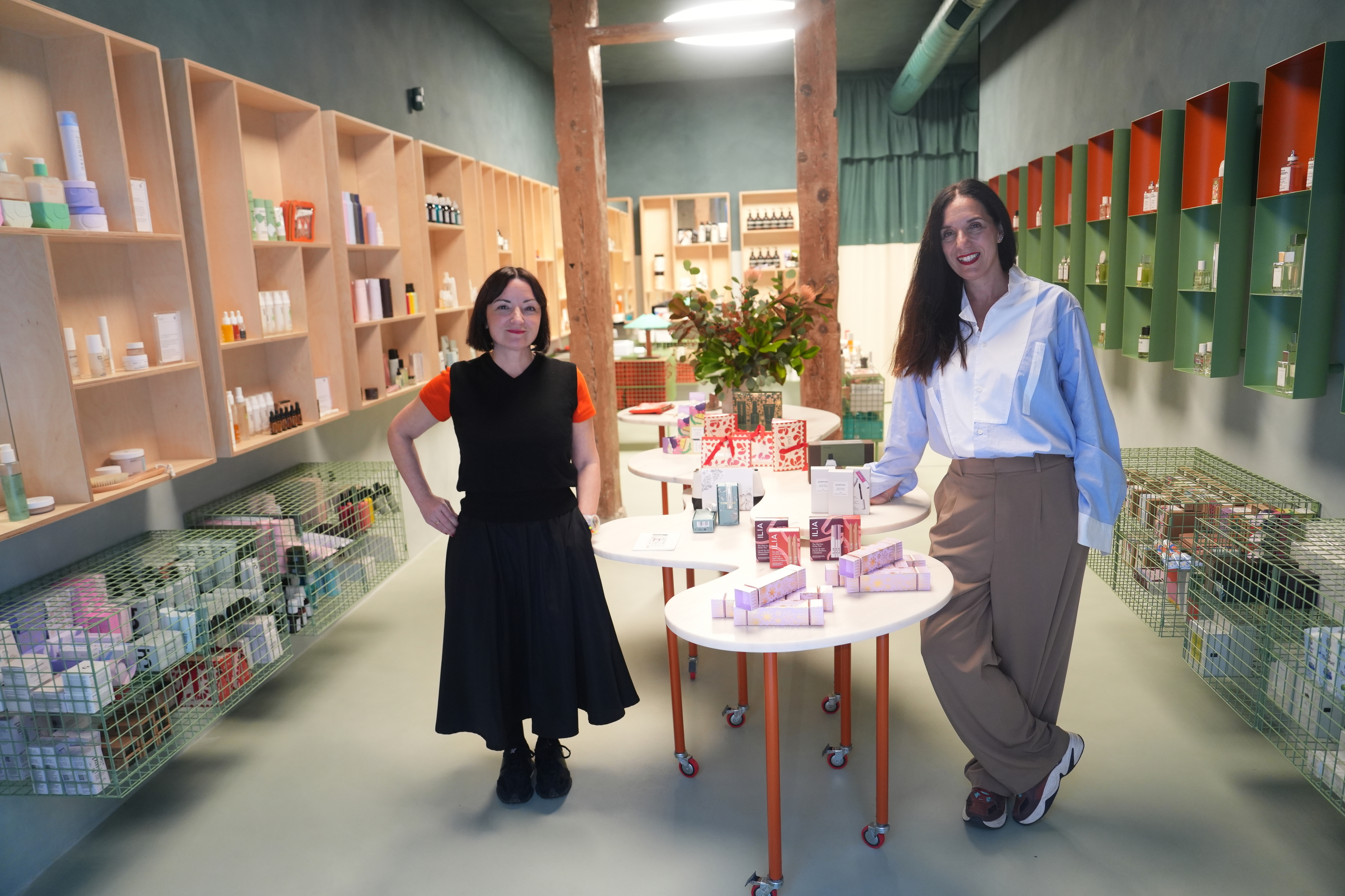 Las detectives de la cosmética dispuestas a revolucionar Salesas: "Un ...