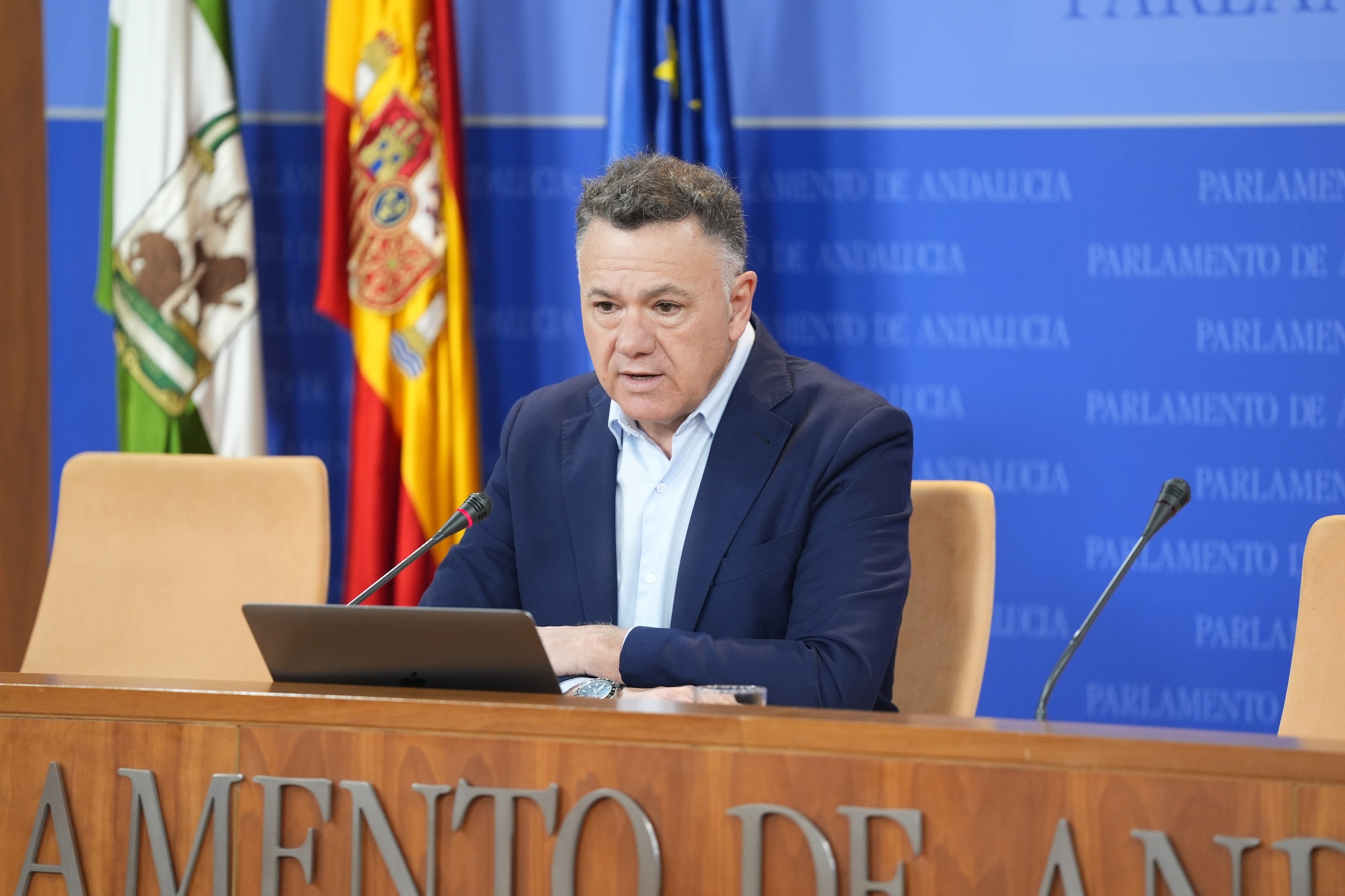 Podemos elige al ex guardia civil Juan Antonio Delgado como cabeza de ...