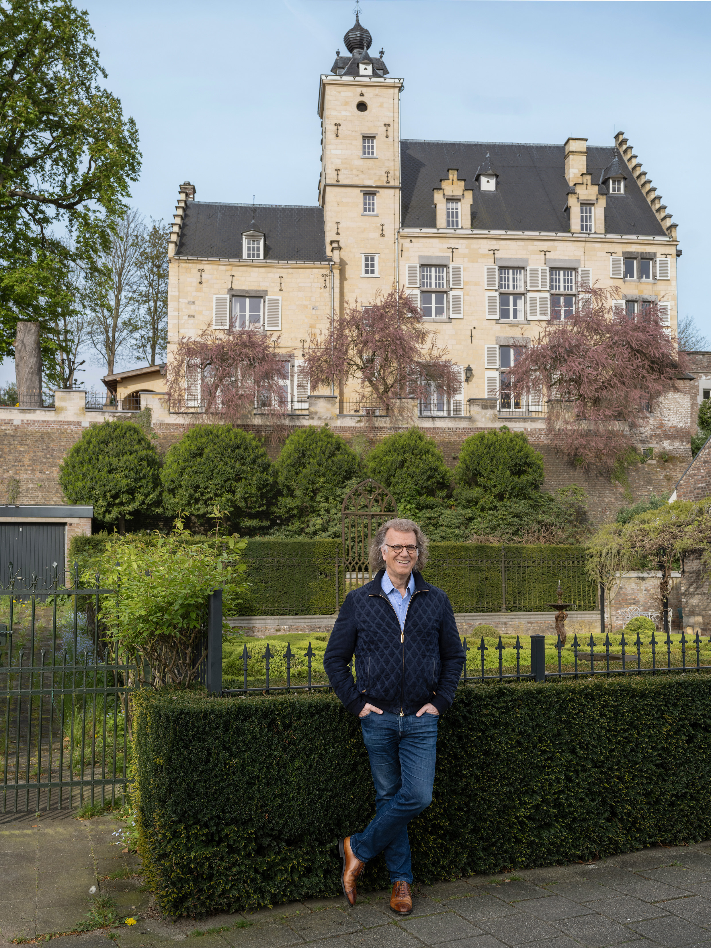 André Rieu, el director forrado (y con un castillo) que vende más que ...