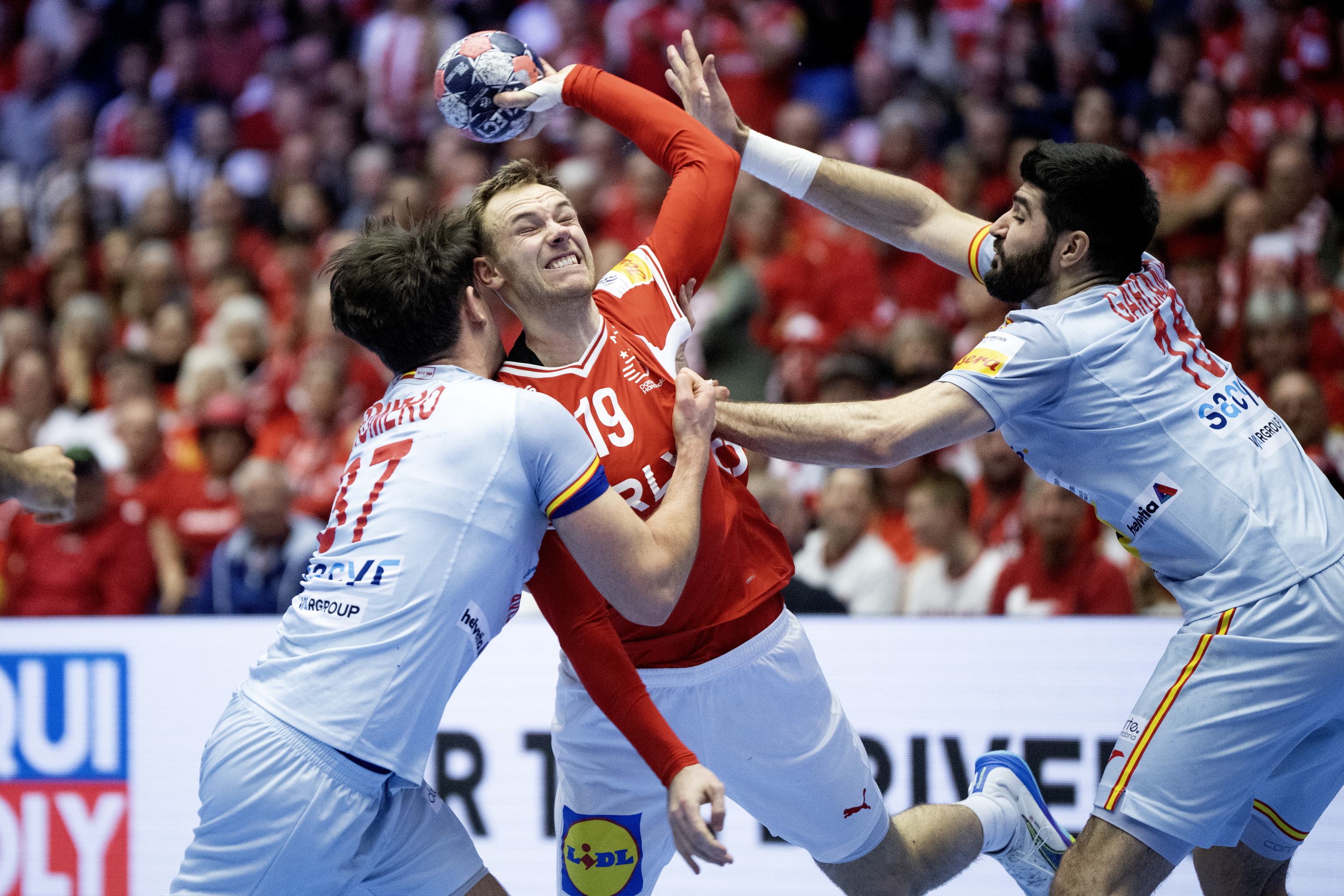 España cae ante Dinamarca y se despide de las medallas | Europeo de ...