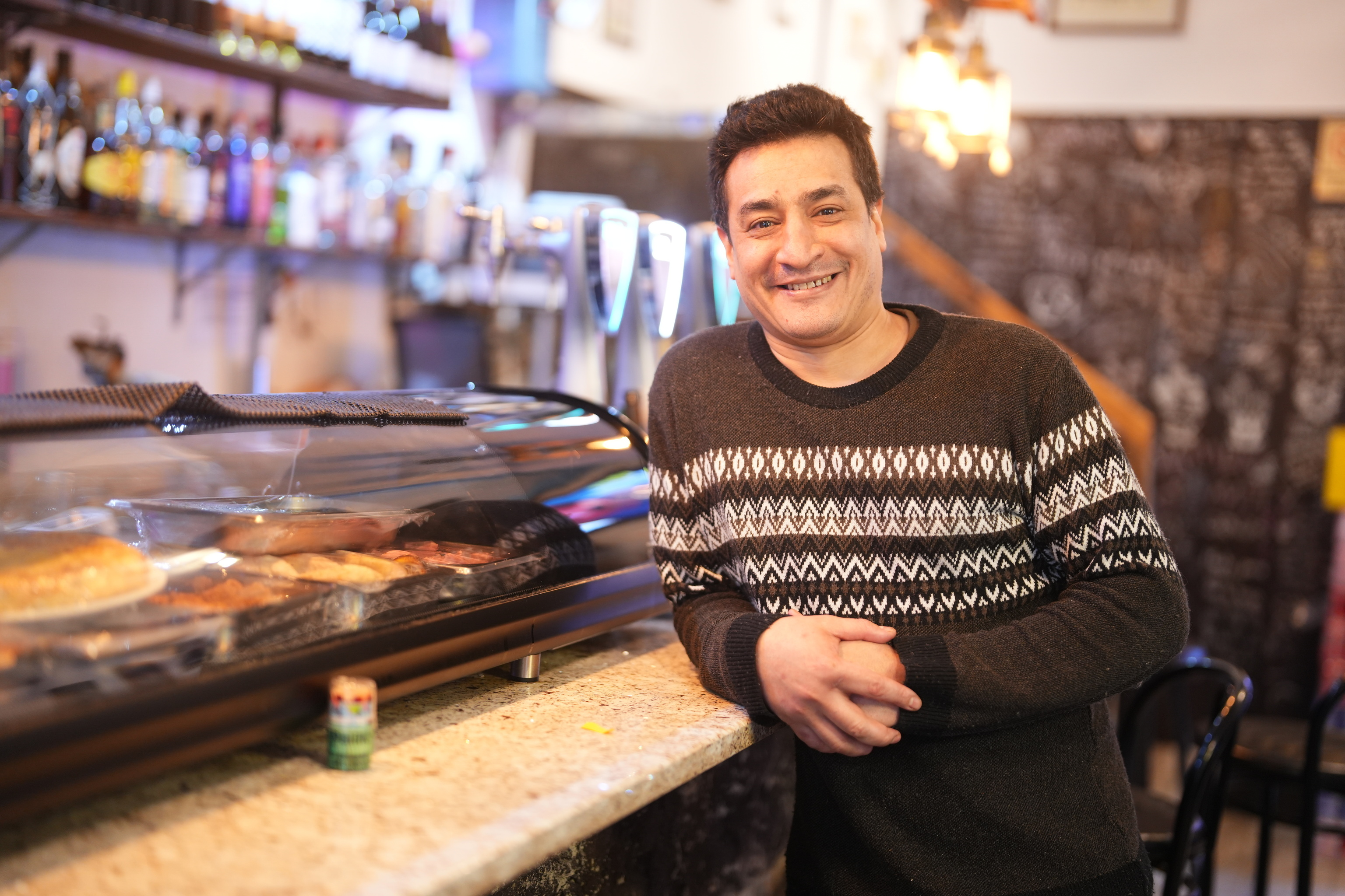 La magia del Musty de Malasaña, entre cerveza, tapas y misterios ...