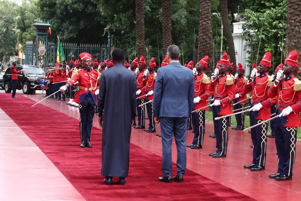 La indeseable visita a Palacio que retrata a Sánchez y obliga a tragar ...