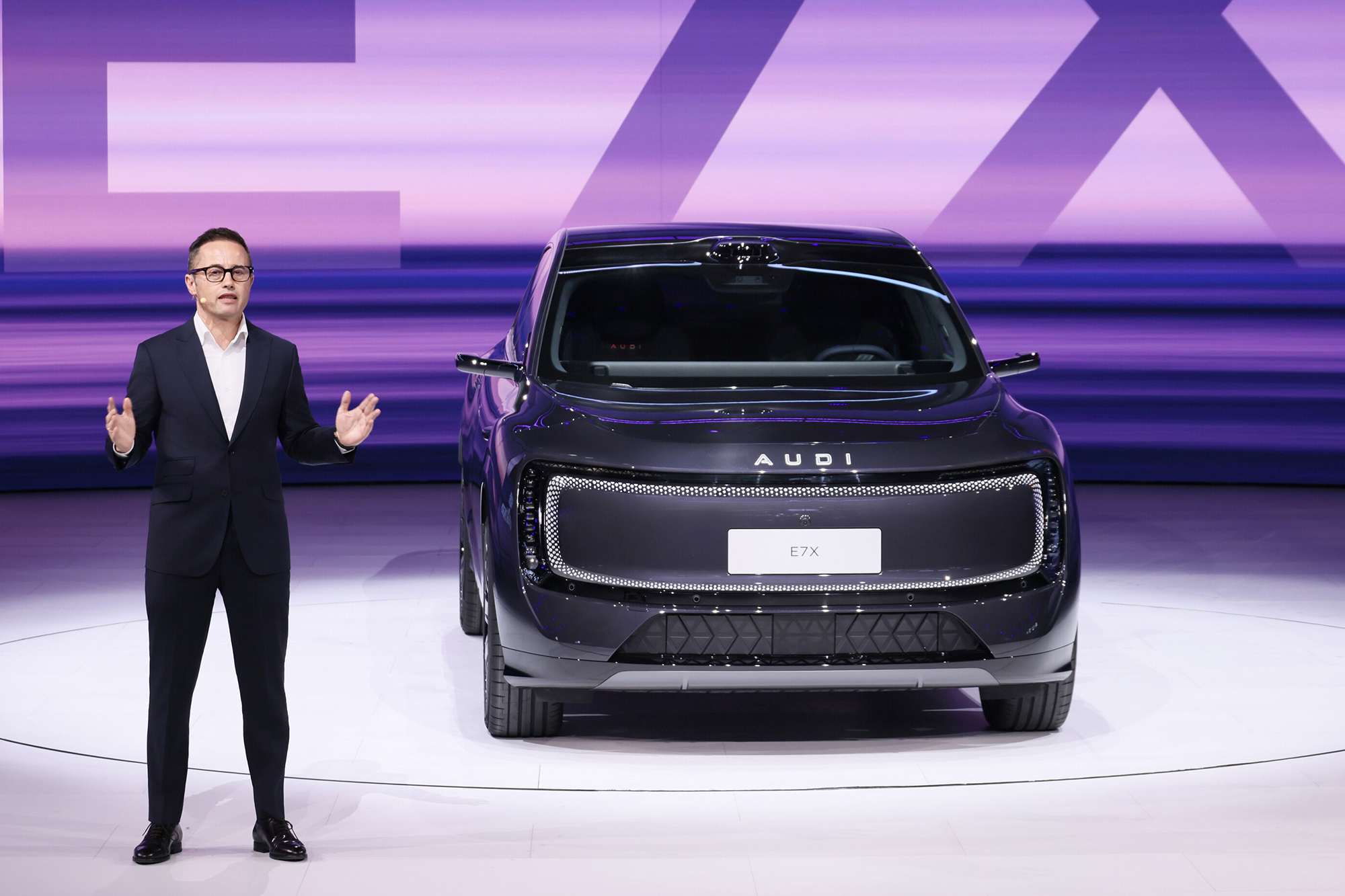 De visita por Pekín: hasta el salón de coches más grande del mundo se ...