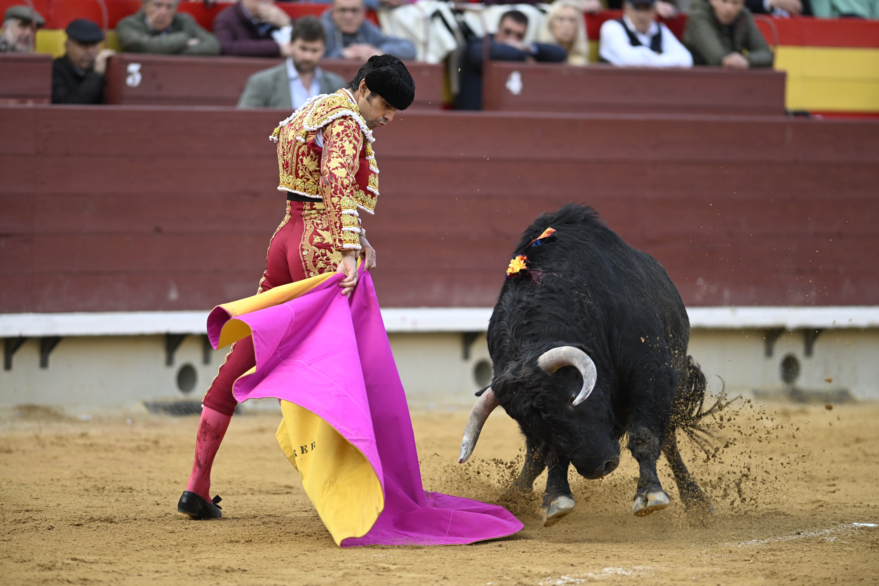 Toros en Madrid hoy, domingo 17 de mayo: quién torea hoy y dónde ver ...