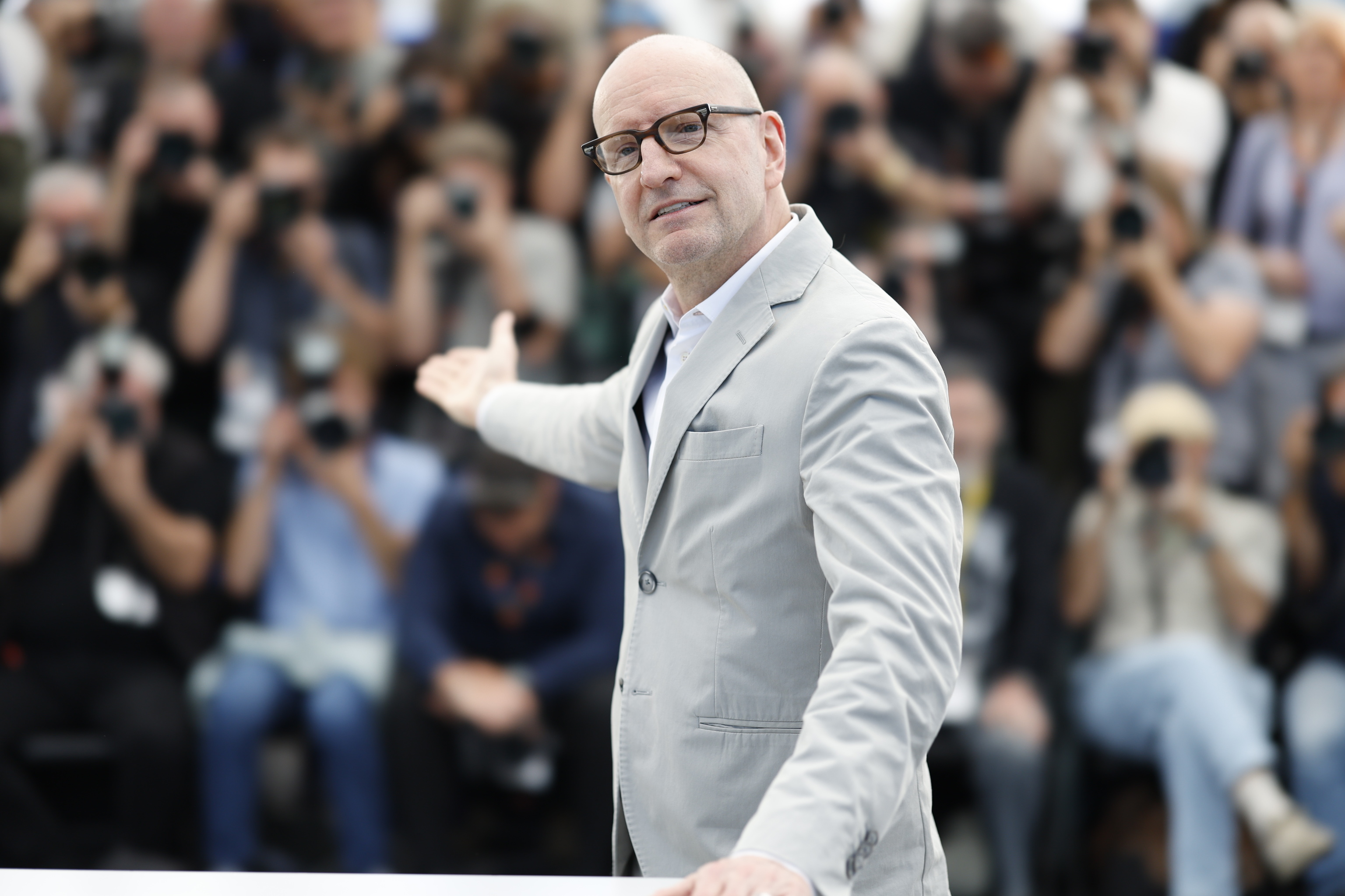 Steven Soderbergh trae de vuelta a John Lennon a Cannes con ...